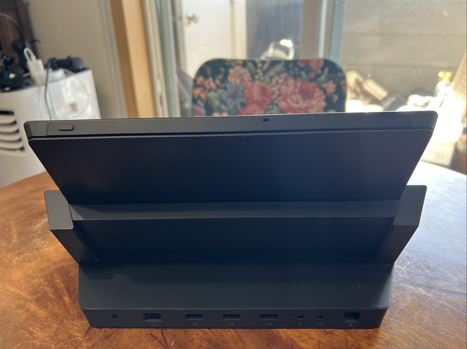 Microsoft Surface Pro Tablet 128 GB Hard Drive 4 GB RAM Windows 8 Pro ...