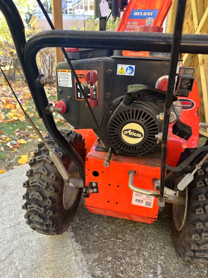 ARIENS DELUXE 28” SNOW BLOWER 921030 - Used | eBay