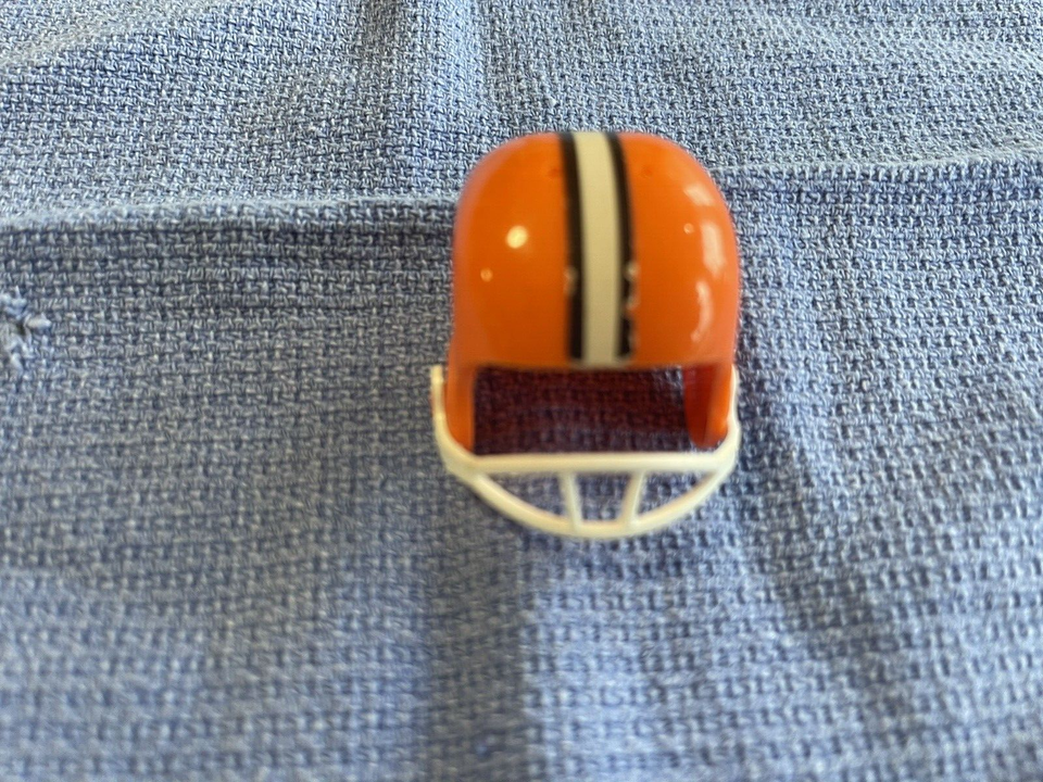 Cleveland Browns Vintage NFL 1970s Mini OPI Gumball Football Helmet ...