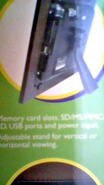 Smartparts 8" Digital WOOD Picture Frame / STORE 2000 PHOTOS / WIRELESS ...