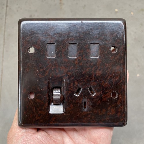 Early Vintage Clipsal Mottled Brown Bakelite Multi Power Point, Light ...