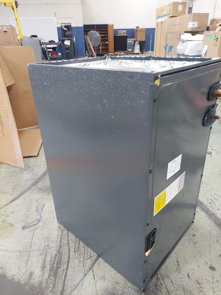 Goodman 3 TON Horizontal Evaporator Coil, CHPTA3630B4, Scratch & Dent ...