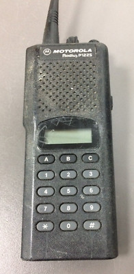 Motorola P1225 UHF Handheld, 16 CH, 4 W, Antenna, NO CHGR, NO BATT ...