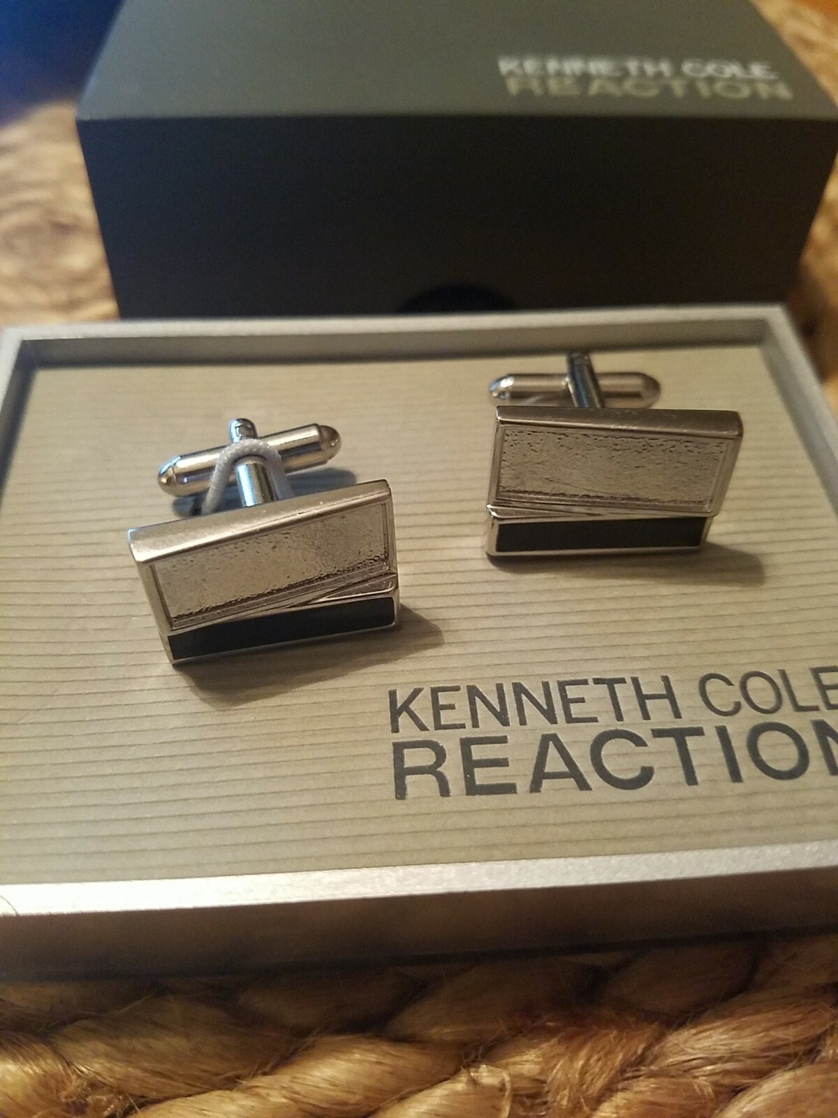 Kenneth Cole Reaction Cufflinks Silver New In Box. | eBay