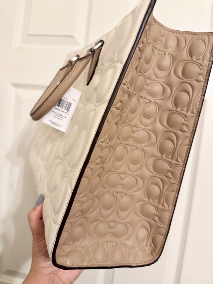 NWT Coach Maggie Tote Bag In Blocked Signature Leather CY673/CY672 | eBay