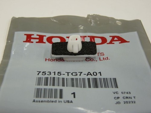 Genuine Acura Lower Molding Clip 75315-TG7-A01 | eBay