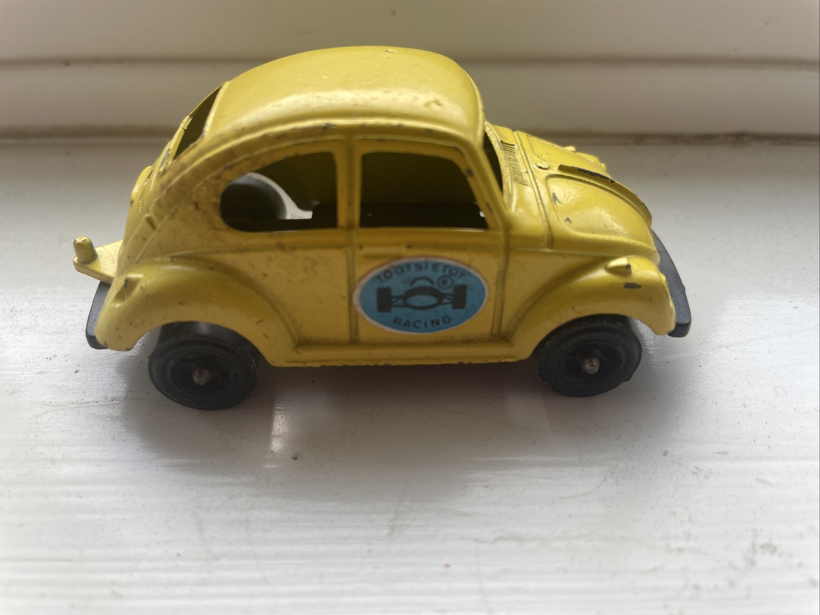 TOOTSIE TOY YELLOW VOLKSWAGEN SEDAN VW BUG RACING STICKER DIE CAST ...