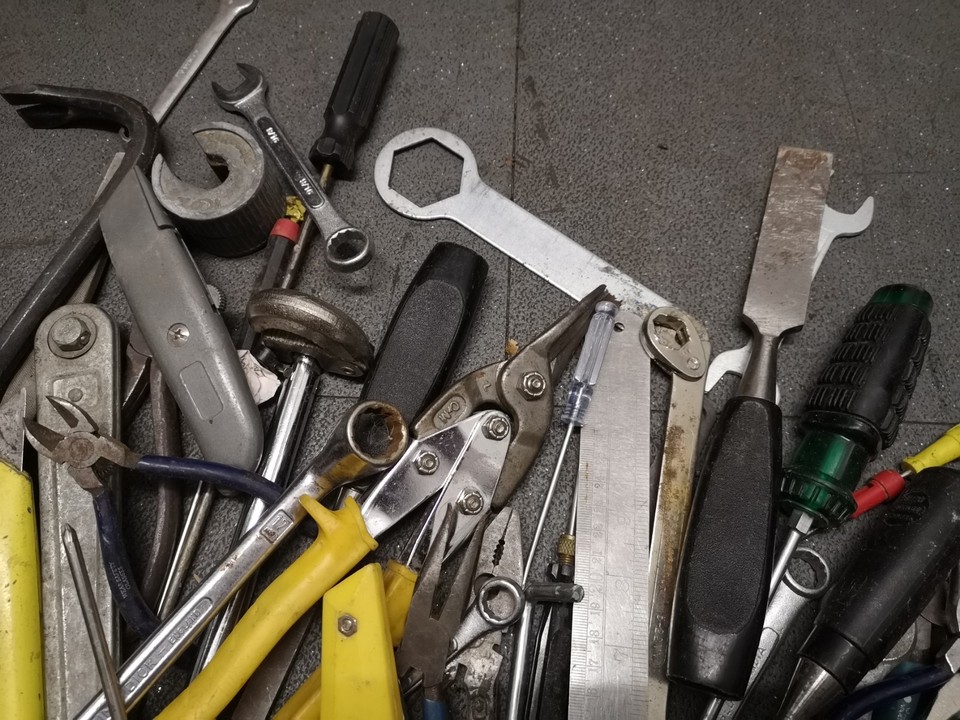 Huge Job lot Mixed Hand Tools Pliers , Allen Keys, Crowbar ...