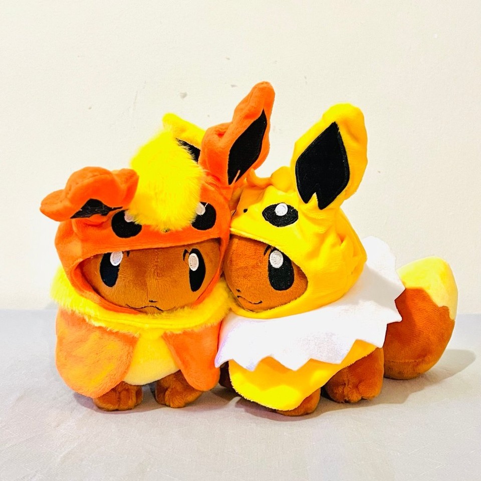 4 New Pokémon Poncho Eevee Evolution Doll Eeveelution Outfit Toy 8 ...