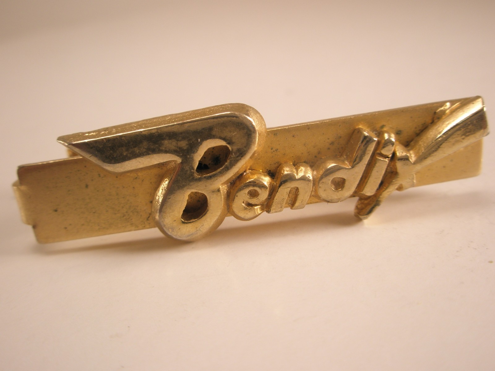 Bendix Corporation Vintage Tie Bar Clip aviation paci… - Gem