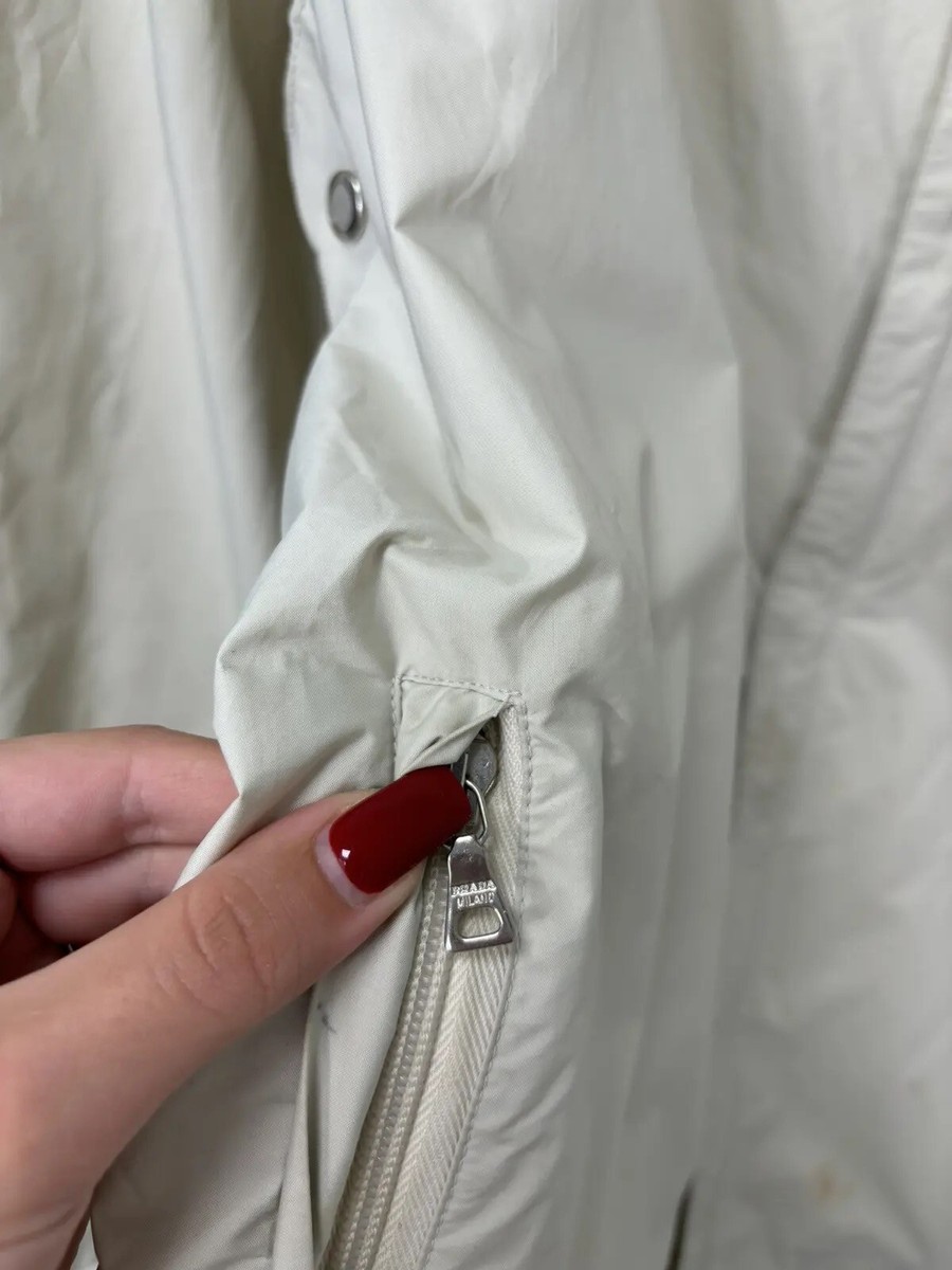 Vintage Prada Sport Luna Rossa Rare Red Tab Nylon Jacket | eBay Vintage Prada Sport Luna Rossa Rare Red Tab Nylon Jacket | eBay