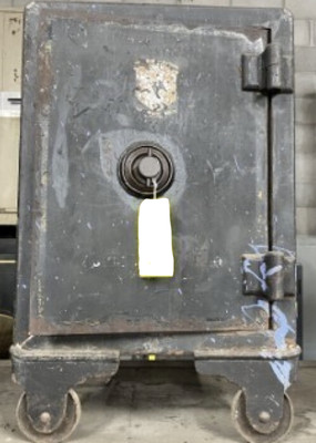 Safes & Still Banks - Antique Victor Safe
