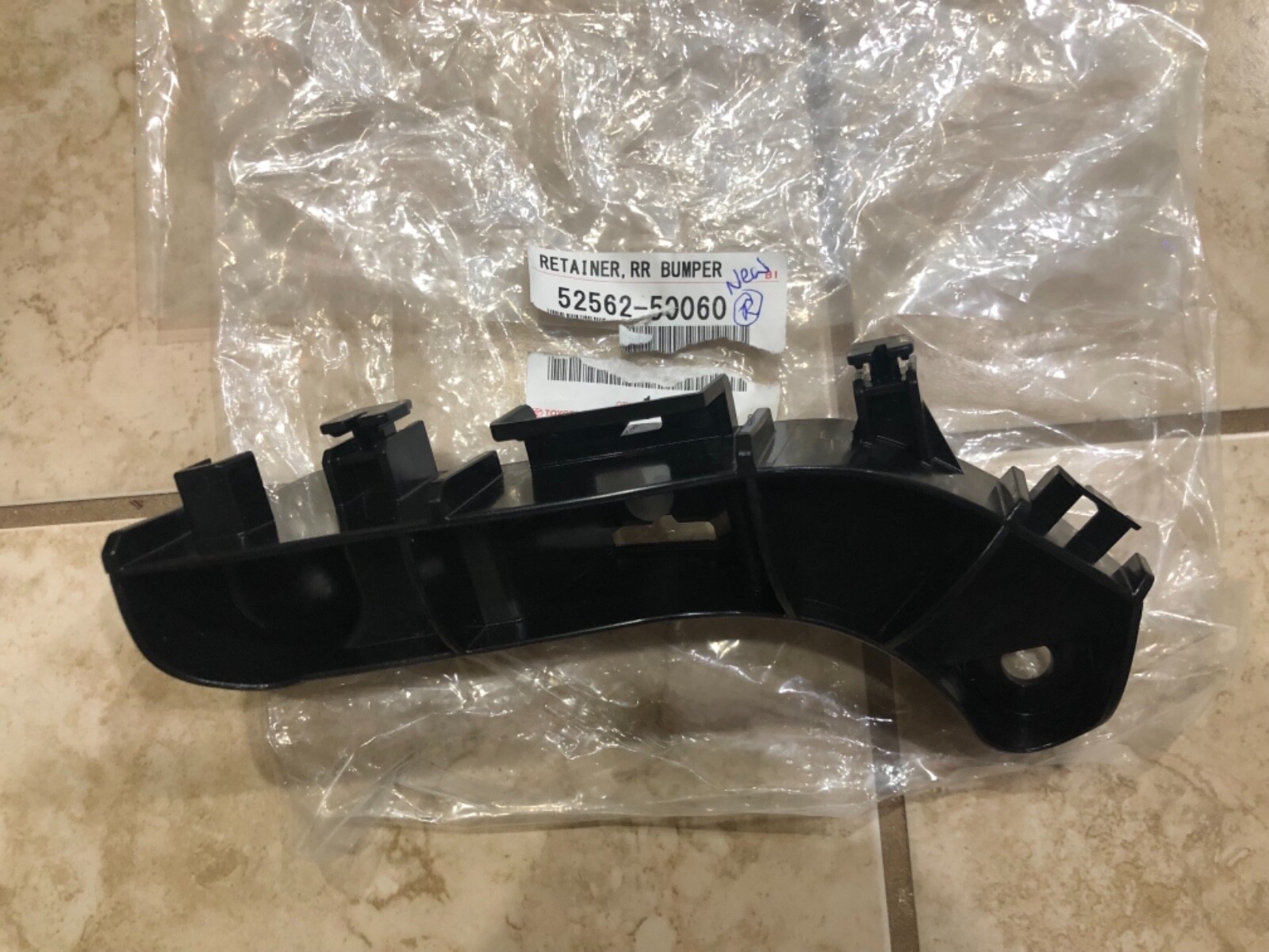 *NEW LEXUS LS500 LS500H RIGHT REAR BUMPER SUPPORT BRACKET 2018 2019 ...