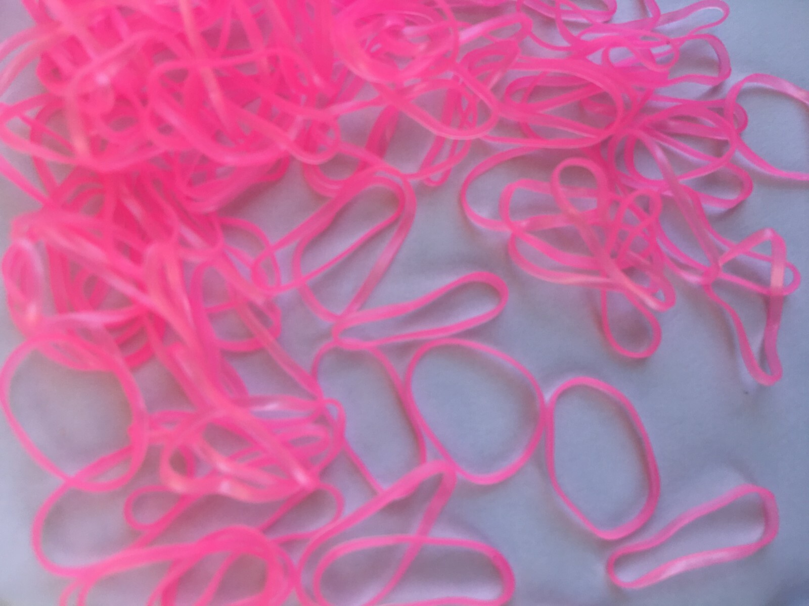 50x Mini Gummiringe Rosa Elastische Kleine Gummis Bänder zum Basteln | eBay