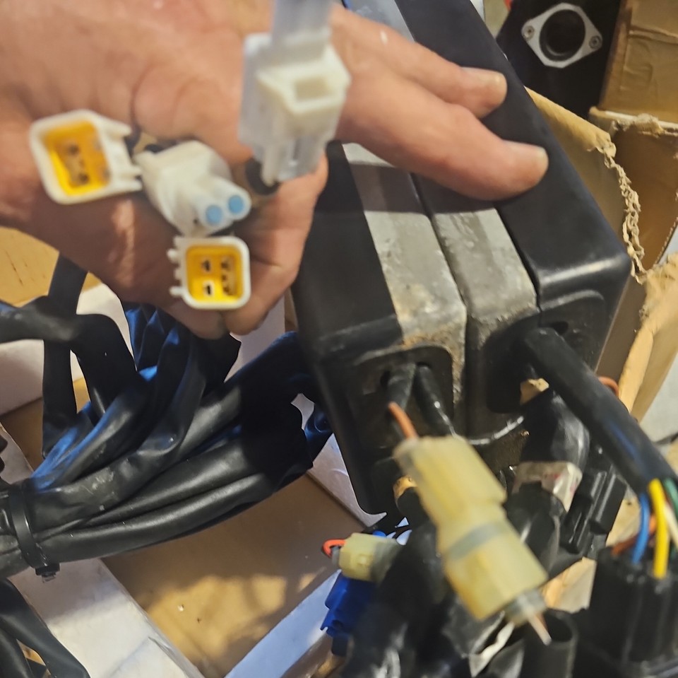 Used Yamaha Triple Engine DEC Controls Outboard 6x6 B 0500756 48207 | eBay