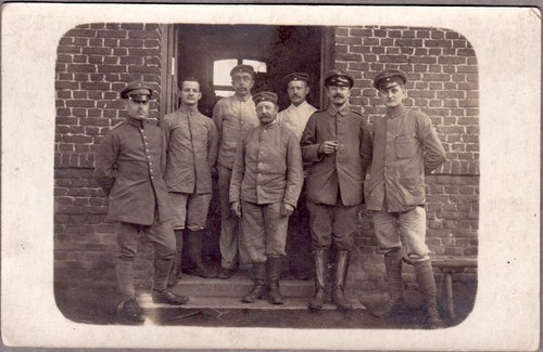 WWI PC GROUP OF FIVE GERMAN SOLDIERS IN DOORWAY | eBay