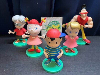 MOTHER Earthbound Toys Figure Collection ninten ana lloyd teddy pippi ...