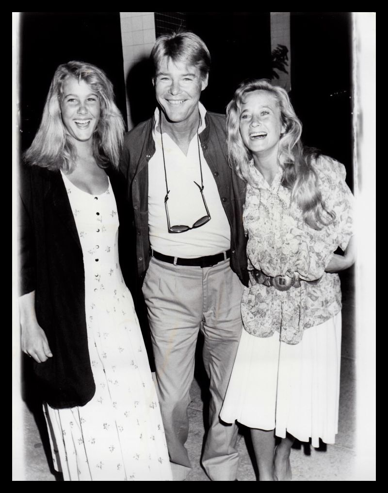 Lot of (5) 1980s JAN-MICHAEL VINCENT, FAMILY & JOE LARA Vintage ...