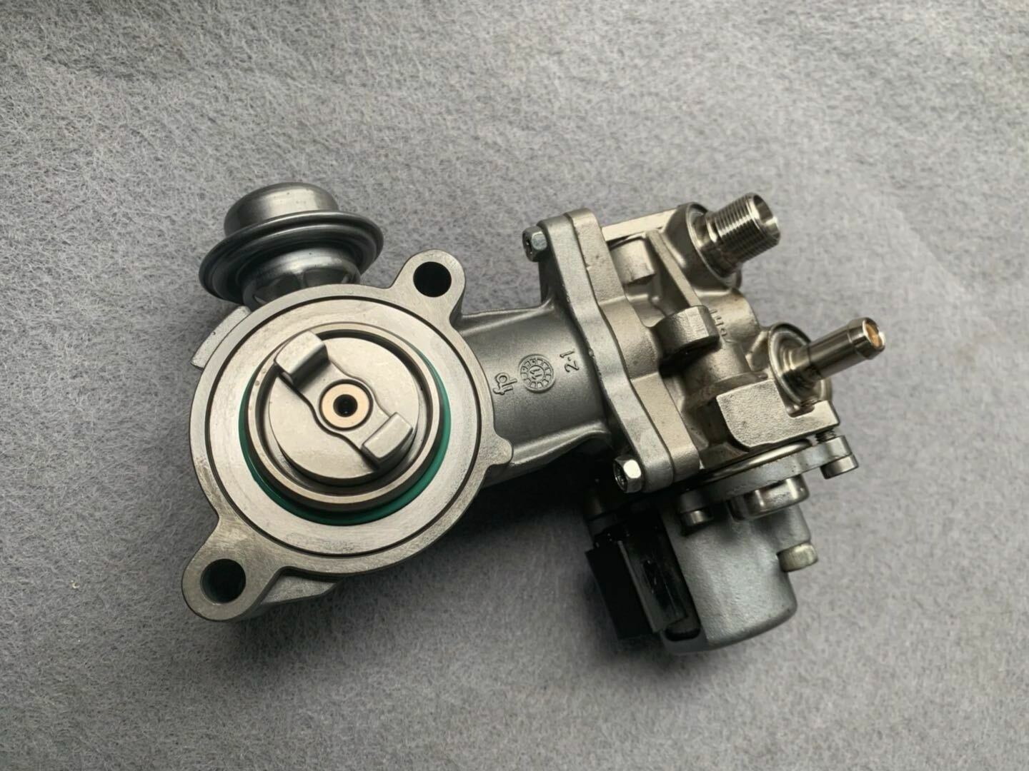 Injection High Pressure Pump for Mercedes W212 W204 C180 E200 E260 M271 ...