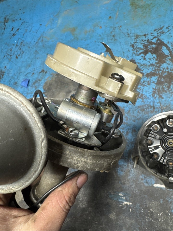 Jeep AMC V8 Distributor 304 360 401 | eBay