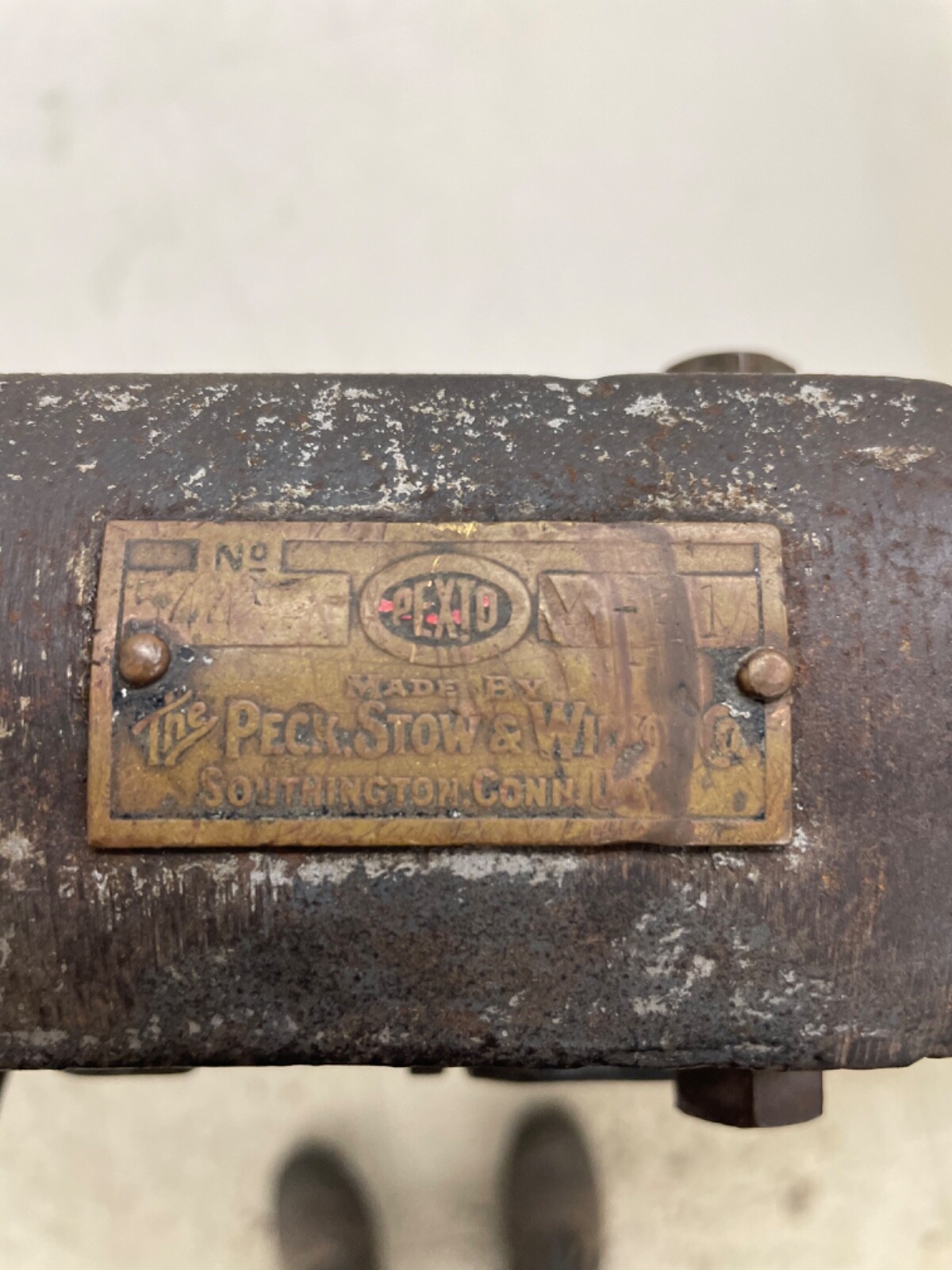 PEXTO MODEL 544 (541D-1) FORMING BEAD ROLLER WITH STAND, PECK STOW ...