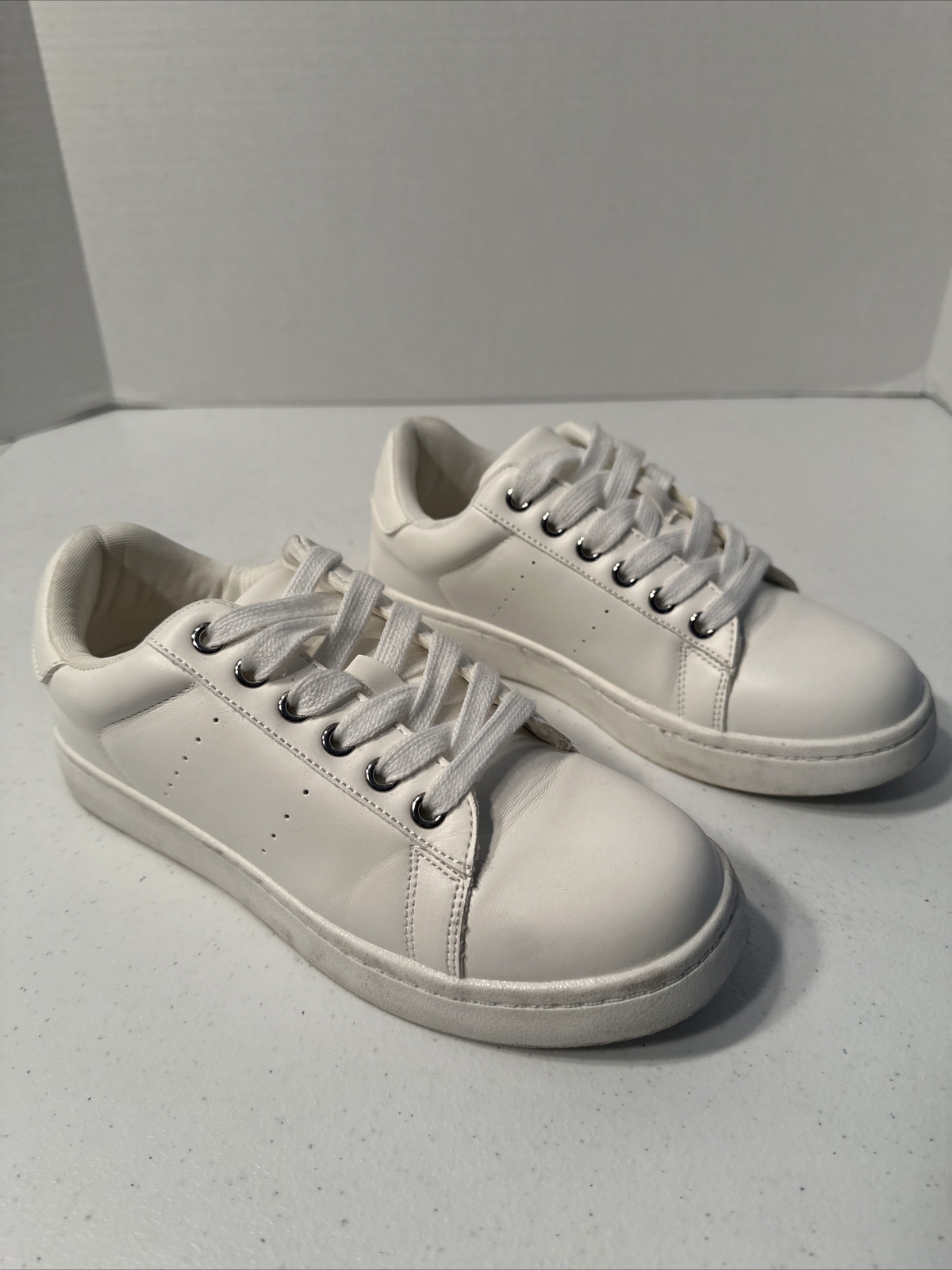 Vepose Womens Princess Resume White Lace up Chunky Sn… - Gem