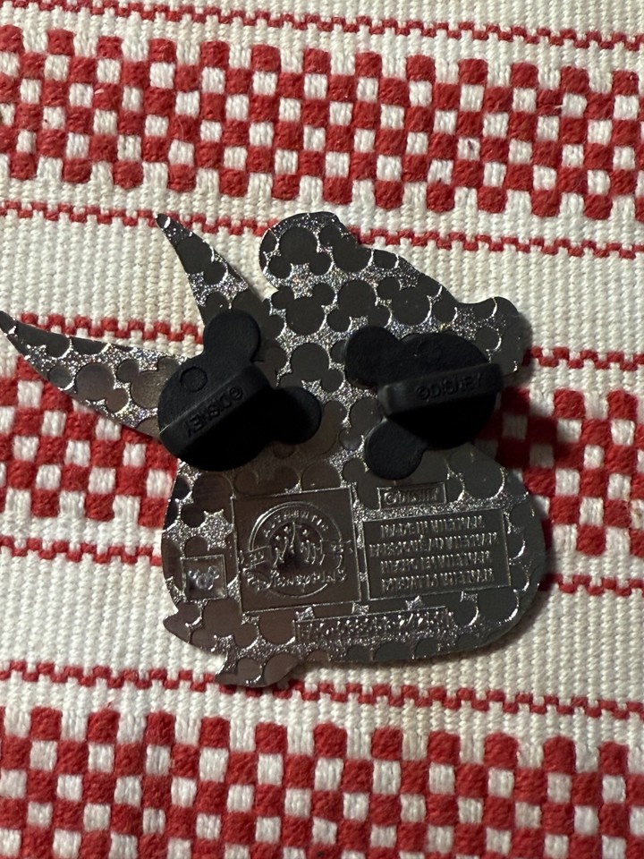 NEW DISNEY MYSTERY PACK DUCKS OF DISNEY PIN! Tinker Bell BRAND NEW ...