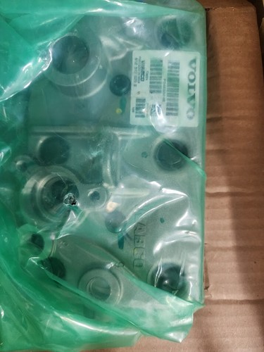 Brand new!!! Genuine OEM Volvo D13 air compressor 22016995 24655840 ...