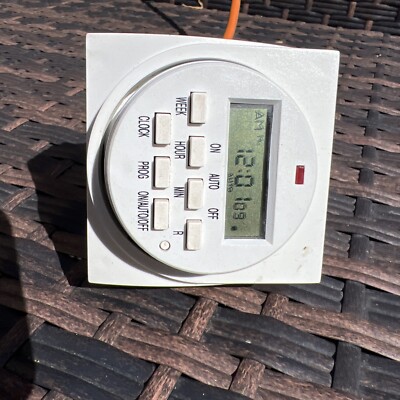 Titan Apollo 9 734105 120-Volts 15-Amp 60Hz Two-Outlet 24-Hour Digital ...