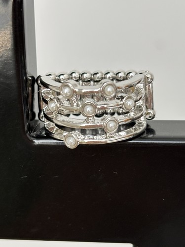 Womens Faux Pearl Expandable Silver Tone Ring/ Size 6.5/Very Good Used ...