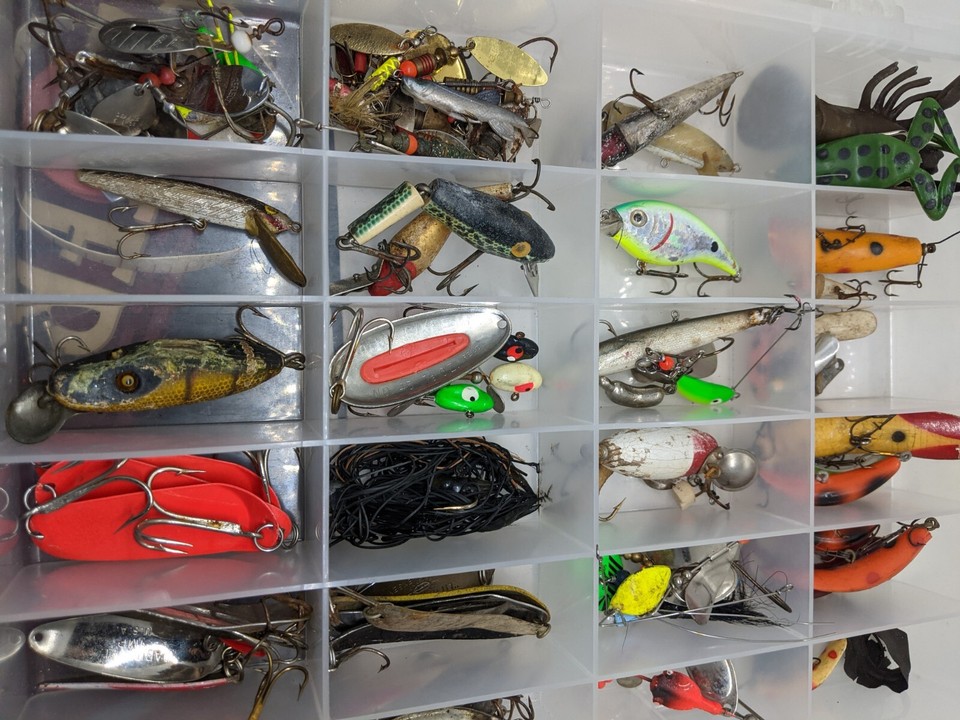HUGE LOT Vintage Lures Crank Baits Flatfish Spoons Spinners Frog ...