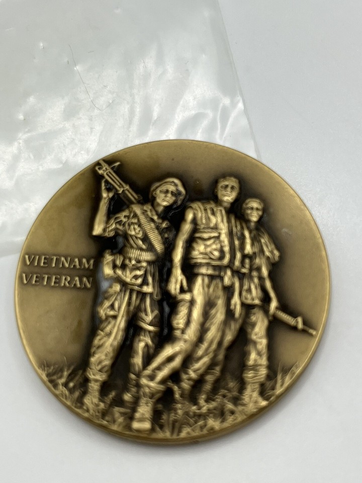 Vietnam Veteran Challenge Coin Remembrance Memorial Challenge Coin ...