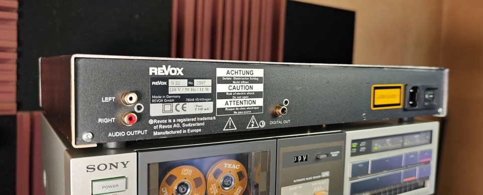 BEAUTIFUL Rare High End Revox S22 CD Player ~ Swiss Design SUPERB Sound Quality | eBay