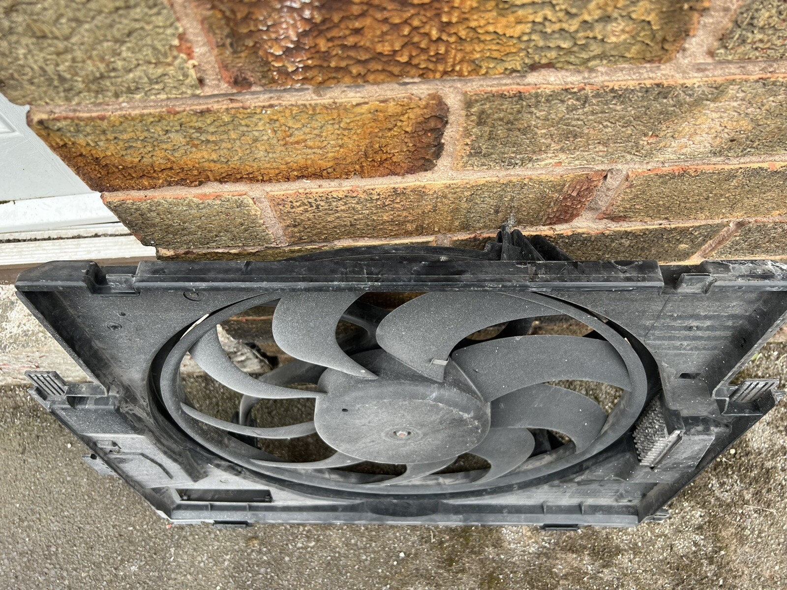 2014 BMW 4 SERIES F32 F33 ENGINE COOLING FAN WITH RESISTOR ( 7608410-04 ...