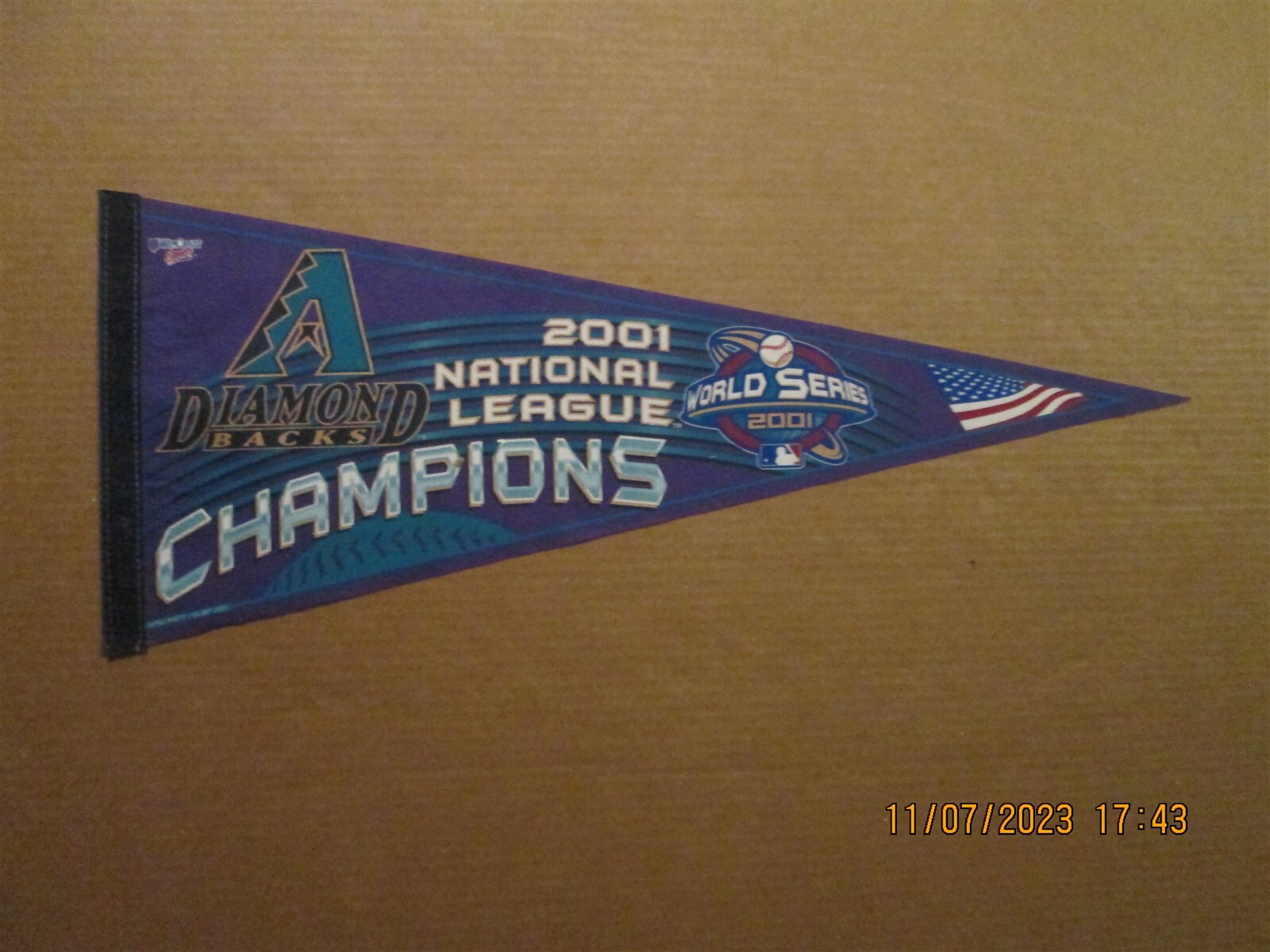 MLB Arizona Diamondbacks Vintage 2001 NL Champions Team Logo Baseball ...