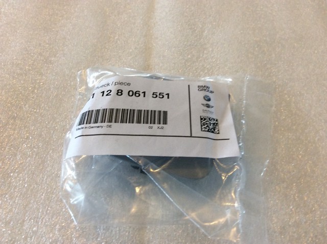 BMW OEM 14-16 328i GT xDrive Rear Bumper-Tow Hook Eye Cap Cover ...