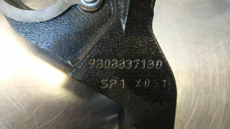 PEUGEOT 3008 MK2 2016- 1.6 HDI DRIVESHAFT BRACKET MOUNT SUPPORT ...