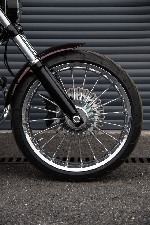 Hoprousa 2013-Later Harley Breakout 21x3.5 Chrome Front Wheel Aluminum ...