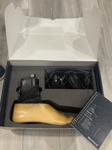 prosthetic legs below knee right With Chargeable Foot Mechanism. | eBay