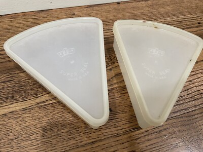 PAIR OF VINTAGE PLASTIC EAGLE SUPER SEAL PIE SLICE KEEPER W/ LID USA | eBay