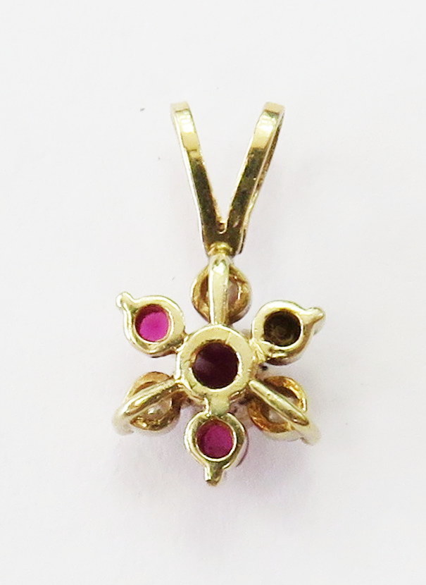 14k Yellow Gold Ruby and Diamond Cluster Charm Necklace Pendant ~ 1.0g ...