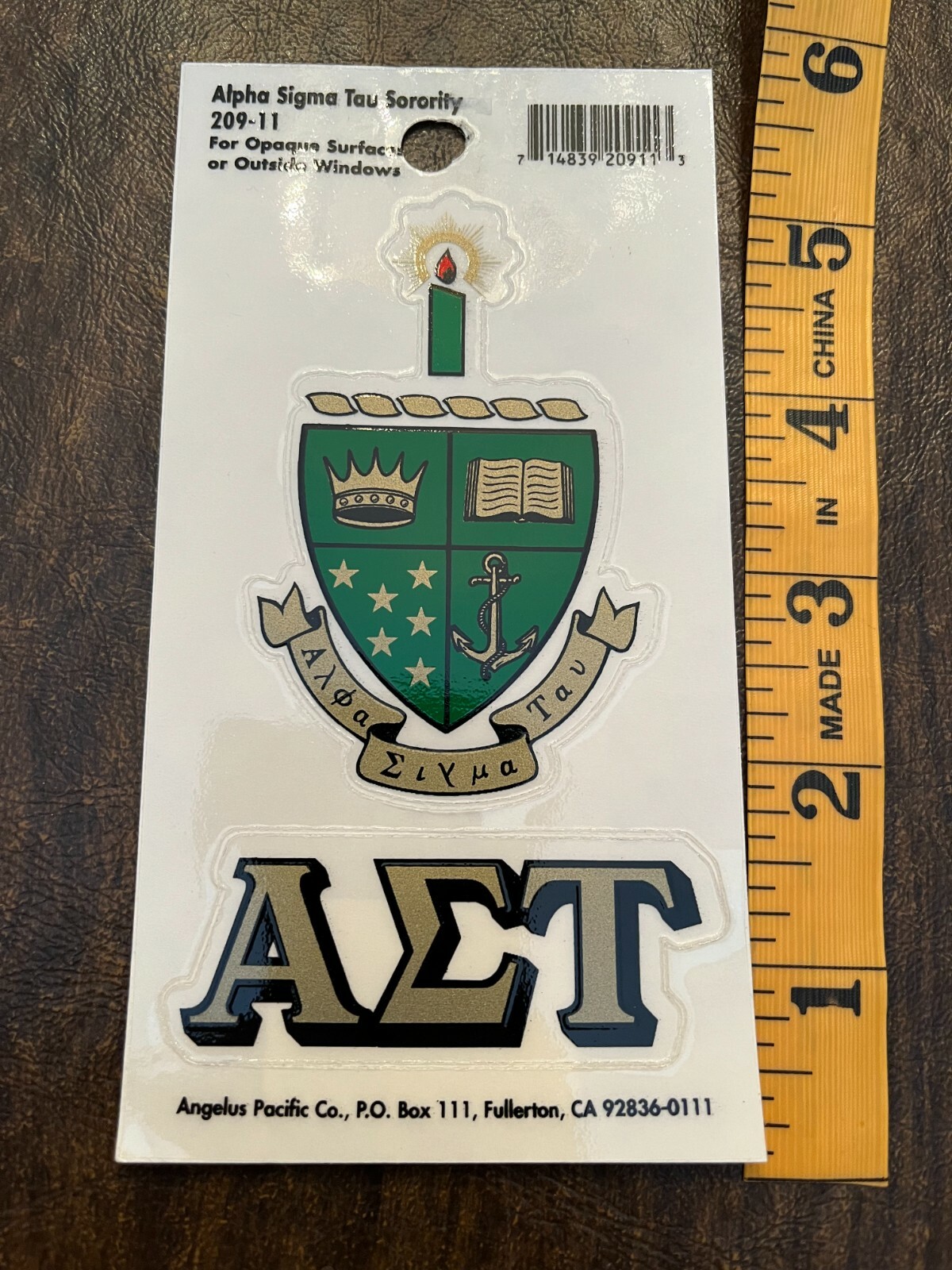 Alpha Sigma Alpha Crest