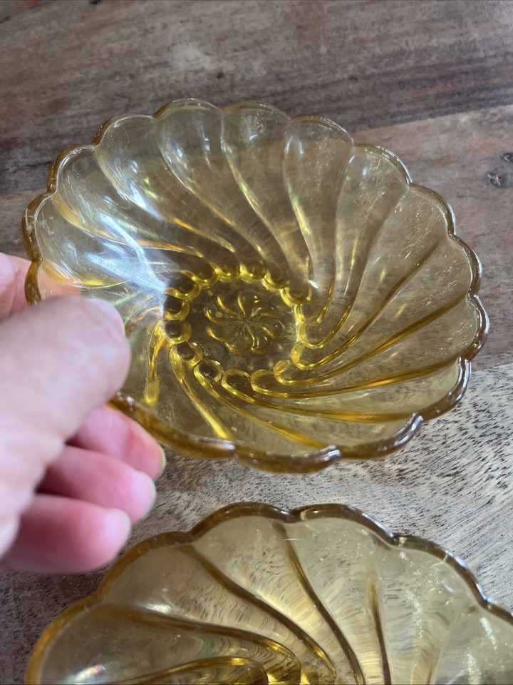 2 Vintage Hazel Atlas Amber Gold Colonial Swirl Glass Dessert Berry ...