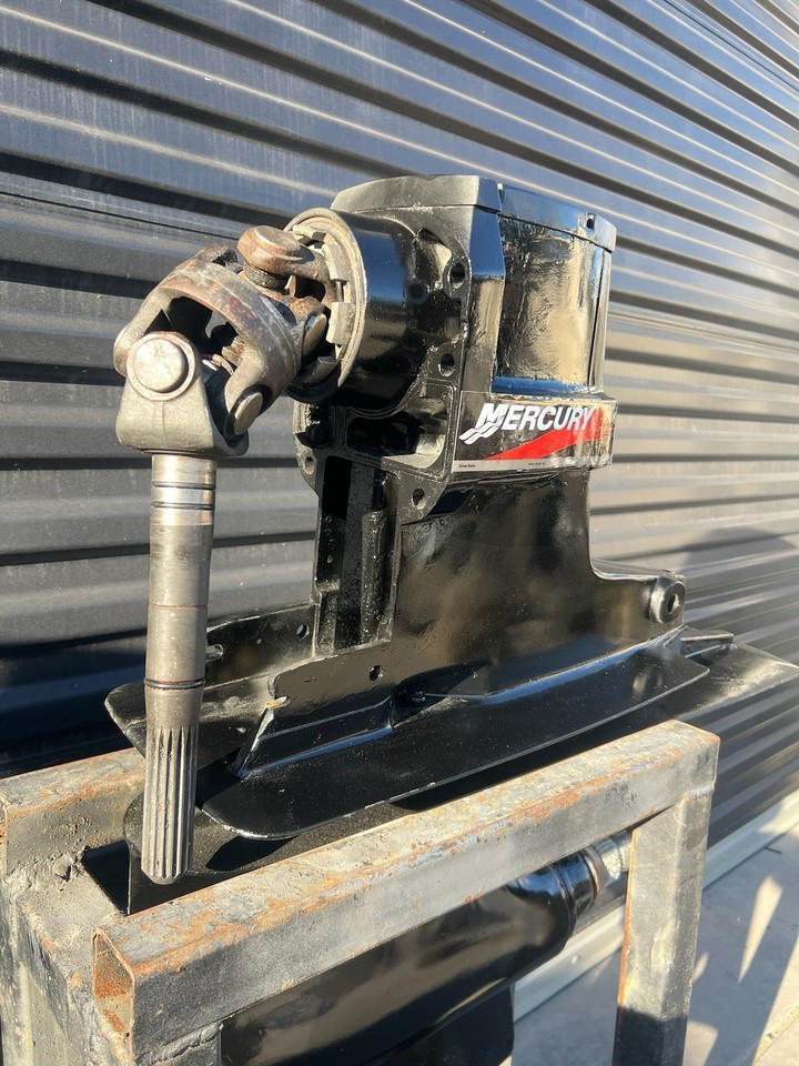 OEM Freshwater Mercruiser Bravo 3 Three Complete Sterndrive Outdrive 2. ...