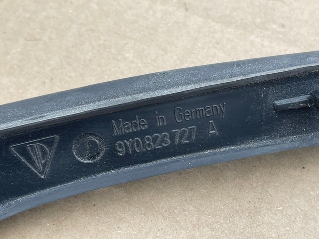 PORSCHE 9Y0823727A Engine Bay Rubber Seal Strip HOOD SEAL 9Y0823727A ...