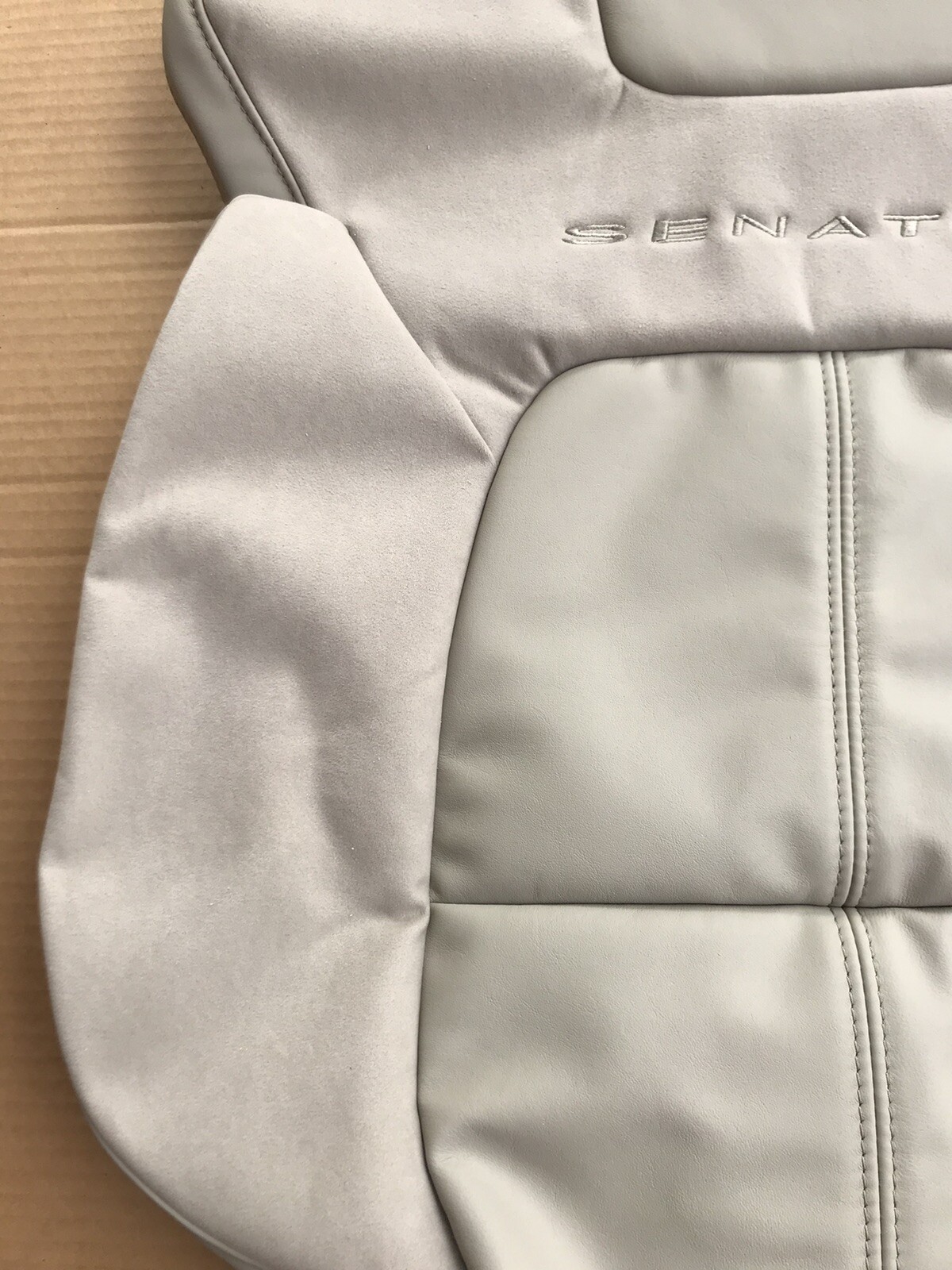 Ve hsv genuine Senator Leather Seat Trim Nos Holden LH Front Light ...