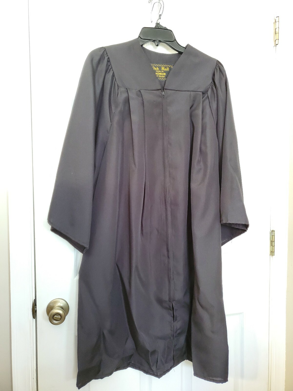 4'9'-4'11'' Bachelors Graduation Gown in Black & Blue… - Gem