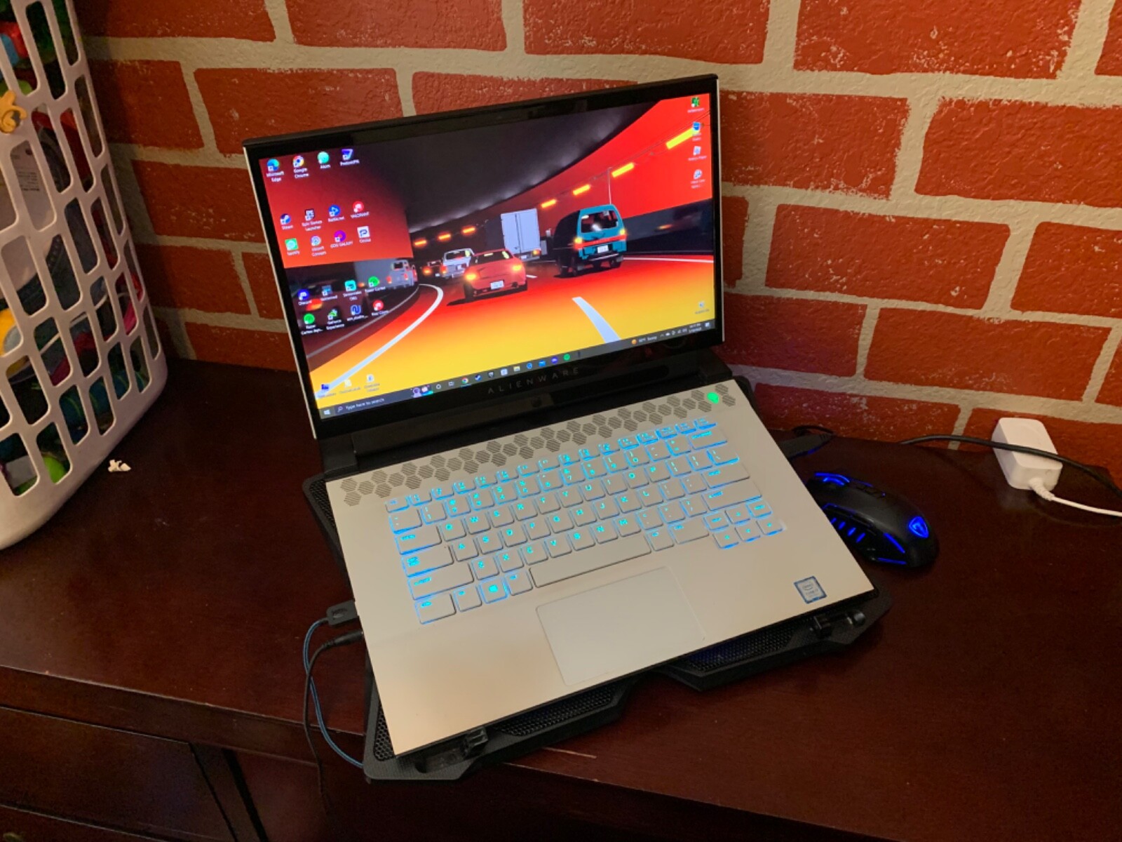 white dell alienware m15 r2 + air cooler pad + led mouse | eBay