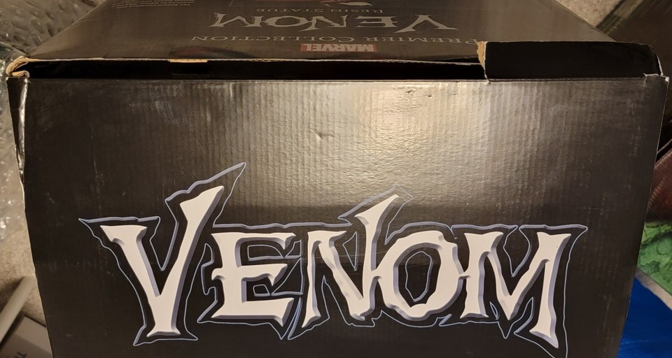 Diamond Select Marvel Premier Collection Venom Statue 699788816479| eBay