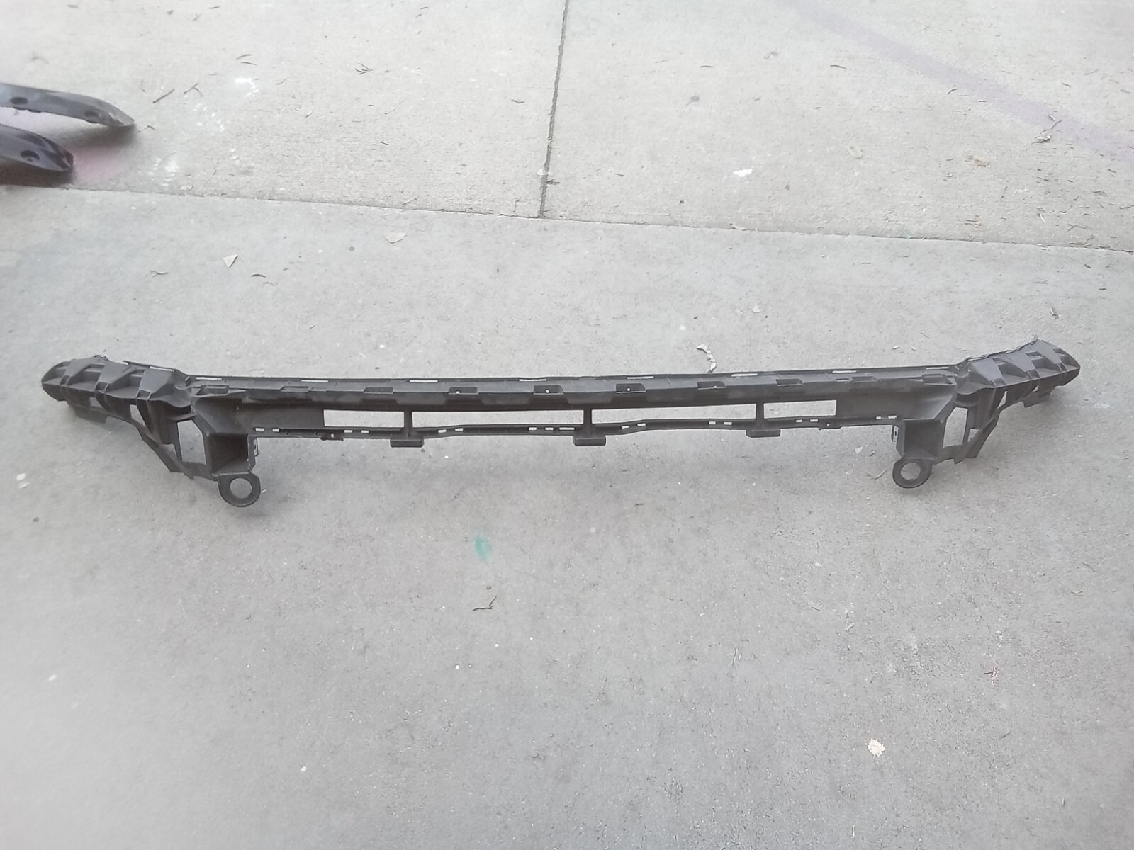 2016-19 MERCEDES E CLASS W213 FRONT BUMPER LOWER BRACKET A2138852500 ...